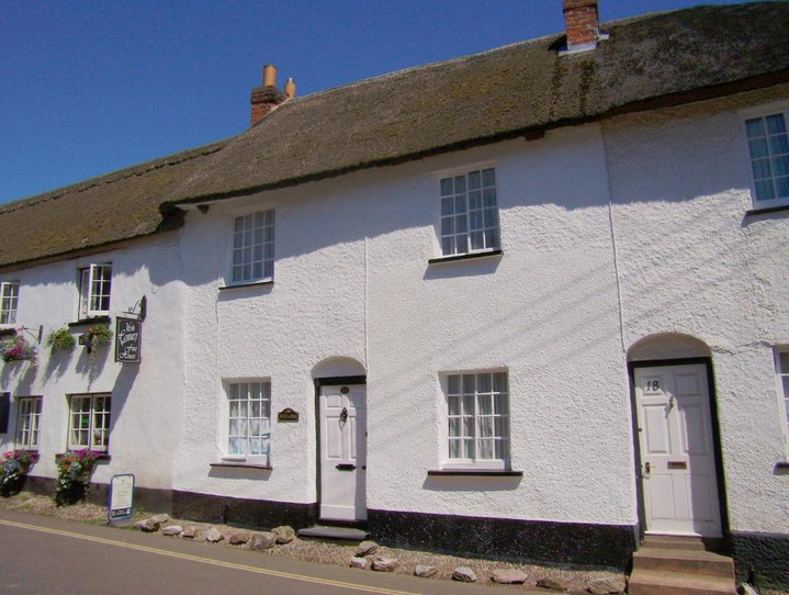 Traditional 2 Bedroom Thatched Cottage - Sidmouth
