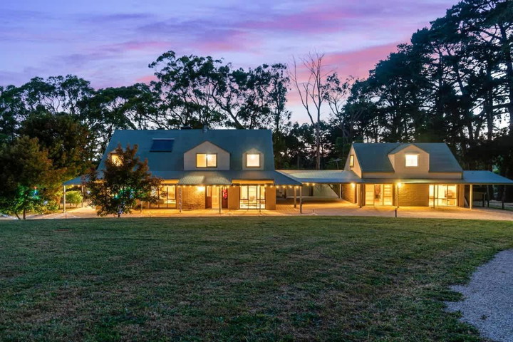 Private Acreage Retreat Summertown Heated Pool Whole House - Stirling
