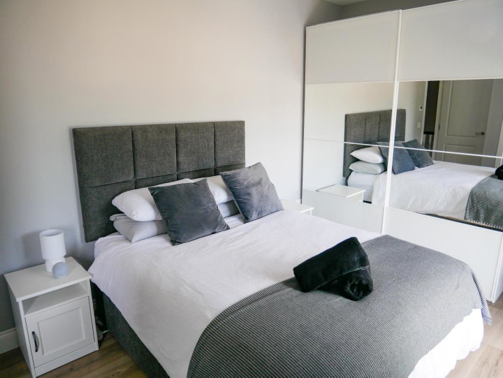 Entire Modern Home With Seaview And Parking - Wicklow