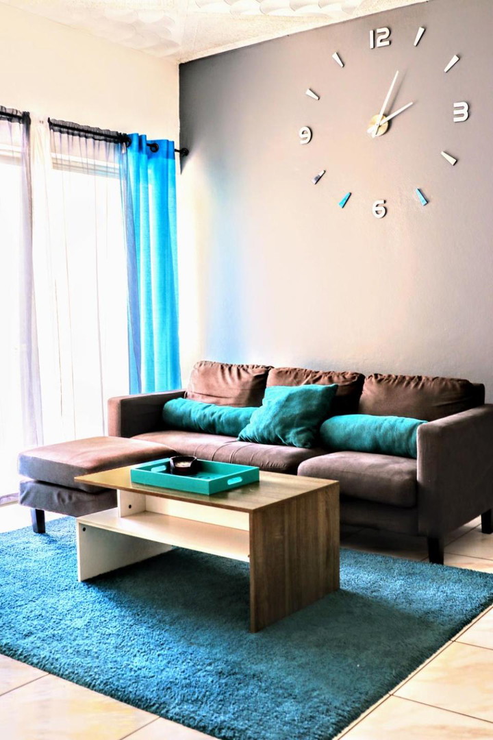Crystoural Apartment Liguanea Sovereign Apt - 2 Bedrooms, 3 Beds, Host 4 Guest- Kingston! - Kingston