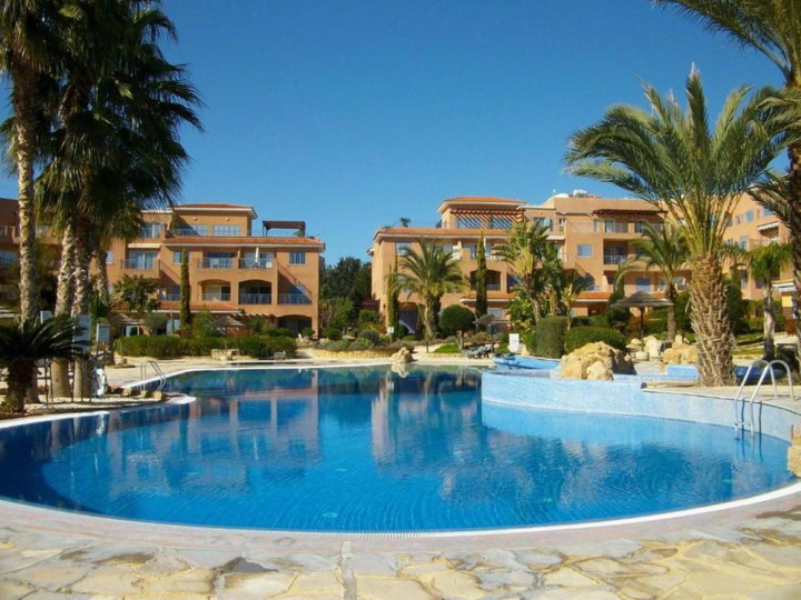 H&o Limnaria Elegance Pool View Apartment - Kato Paphos