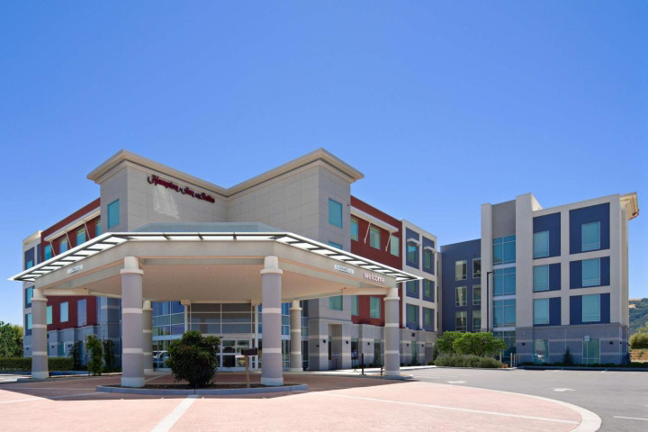 Hampton Inn & Suites Gilroy, Ca - Hollister, CA