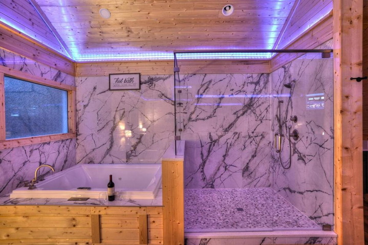 Brand New Luxury Cabin Full Of Amenities - Clermont, GA