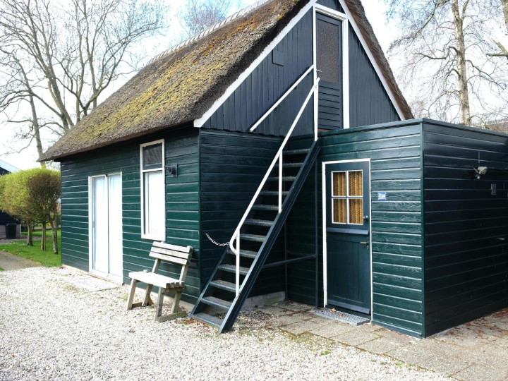 Cottage In Dwarsgracht Near Giethoorn - Giethoorn