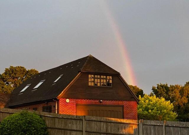 The Barn At Hydestile Stud - Godalming