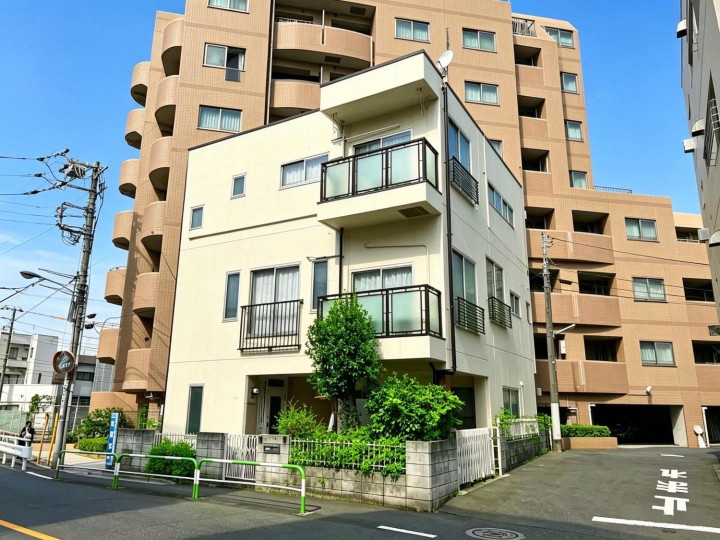 Dg Tabata - Akihabara