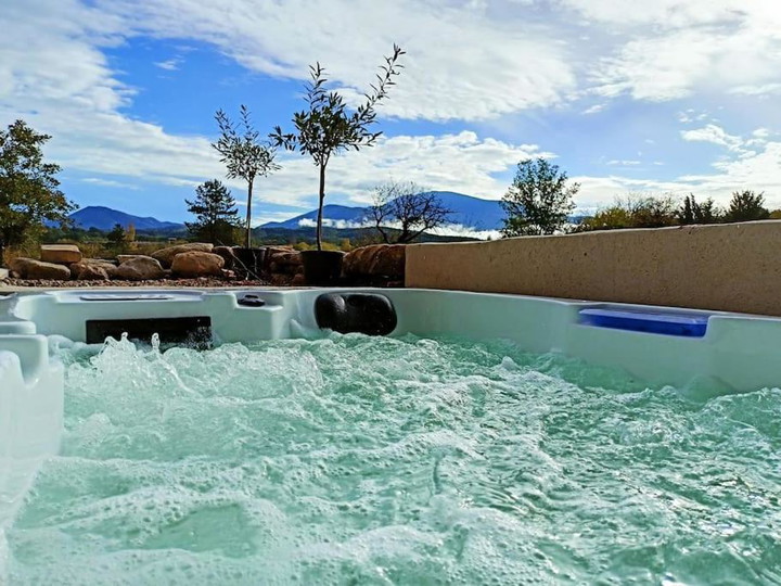 Gîte De Charme Avec Jacuzzi Face Au Mont Ventoux - Vaison-la-Romaine