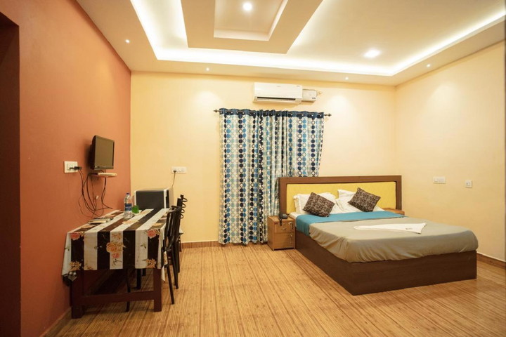 Misty Slope - Kerala