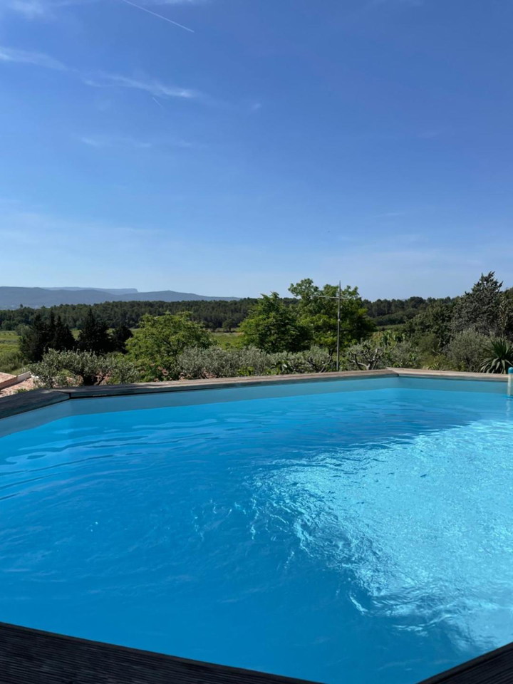 Sainte Victoire Le Cabanon - Fuveau