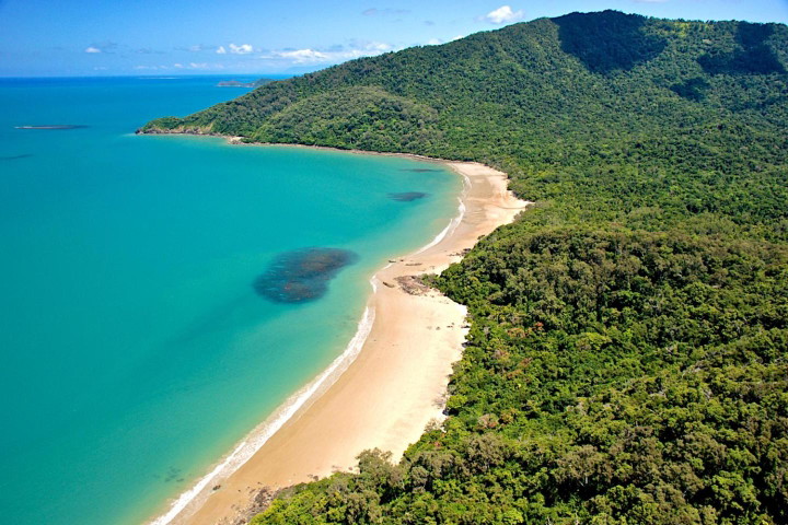 Cow Bay Hilltop Escape - Queensland