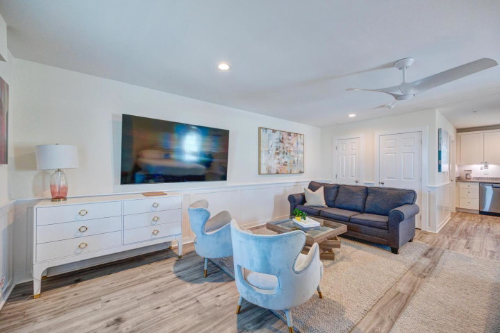 302 Queen Suite, 3rd Floor Low Tide - Topsail Beach, NC
