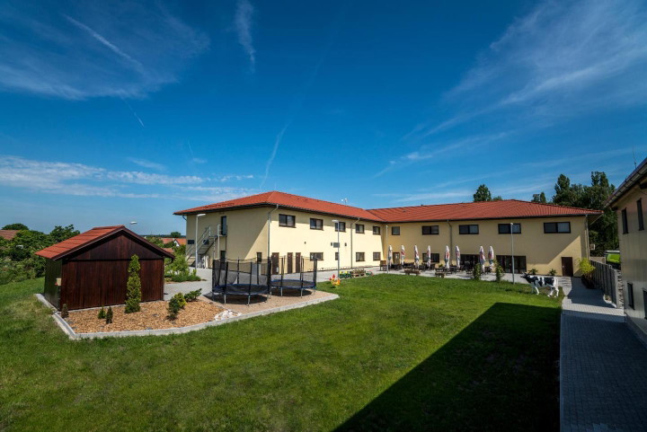 Hotel Na Farmě Choťovice - Czechy