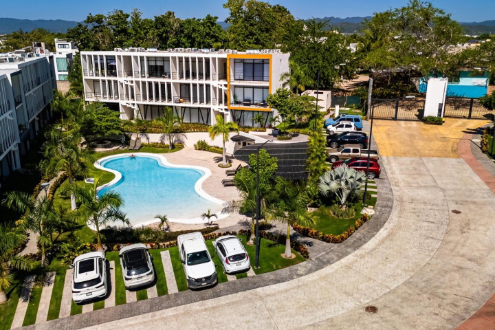 Serene Gated Retreat With Pool & Lush Gardens – Your Perfect Couple Getaway - Nuevo Vallarta