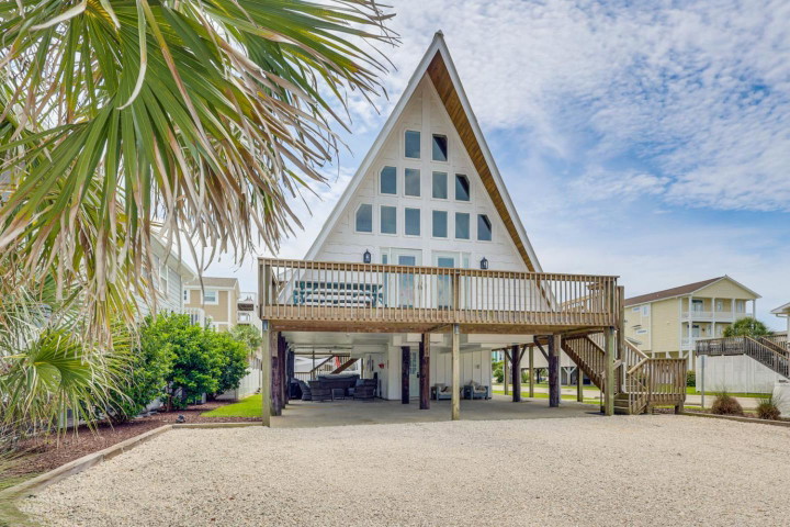 Unique A-frame Beach House: 'The Beacon At Oib' - Sunset Beach, NC