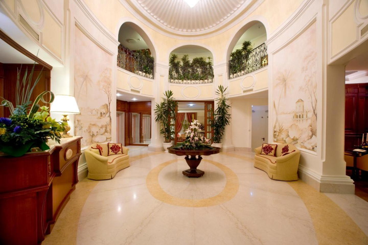 Palazzo Alabardieri - Portici