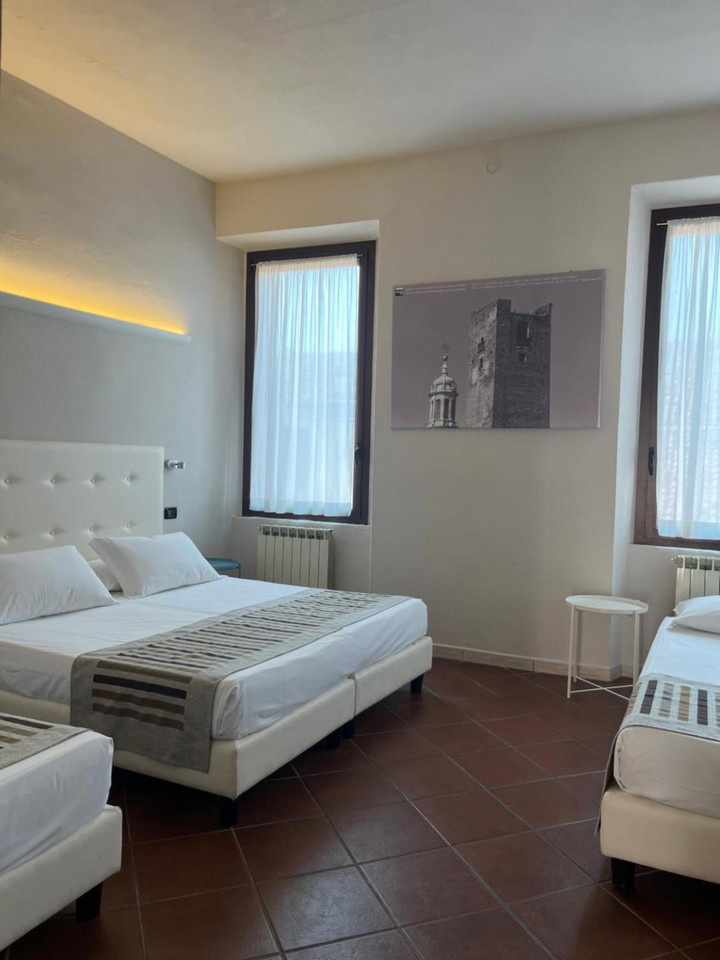 Residenza Accademia, Mantegnahotels - Lombardy