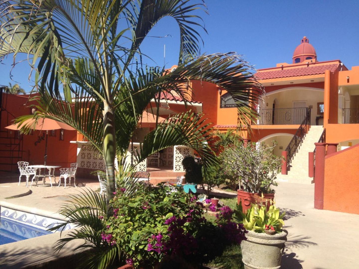 Hotel Oasis - Baja California Sur