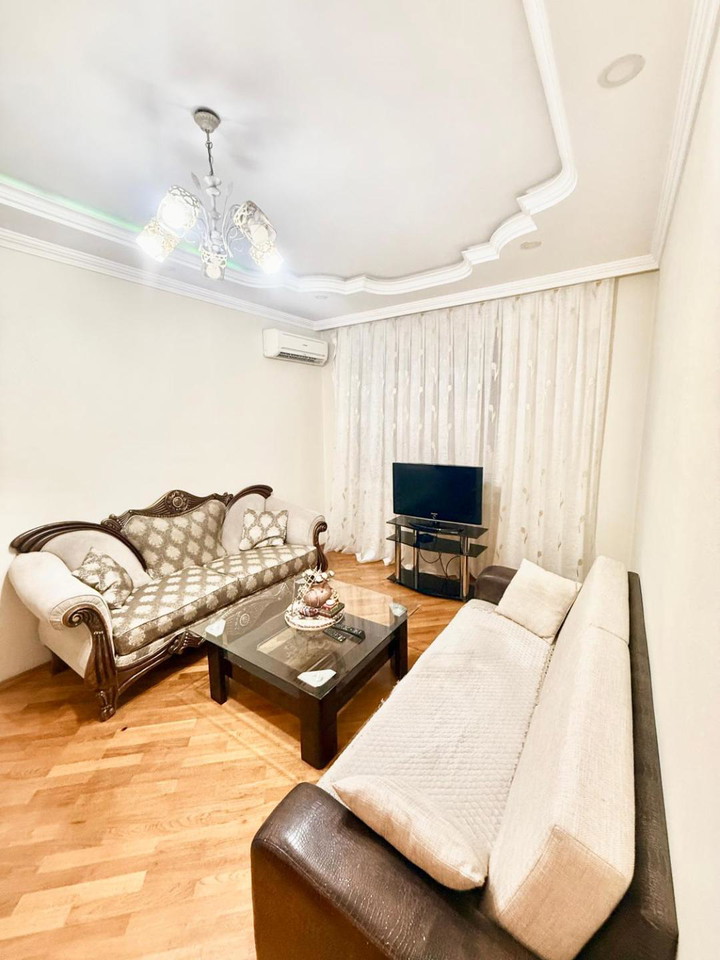 City Center Apartmen With Balcony - Baku
