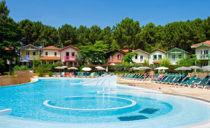 Maison Charmante à Lacanau Avec Piscine Partagée Et Terrasse - Lacanau