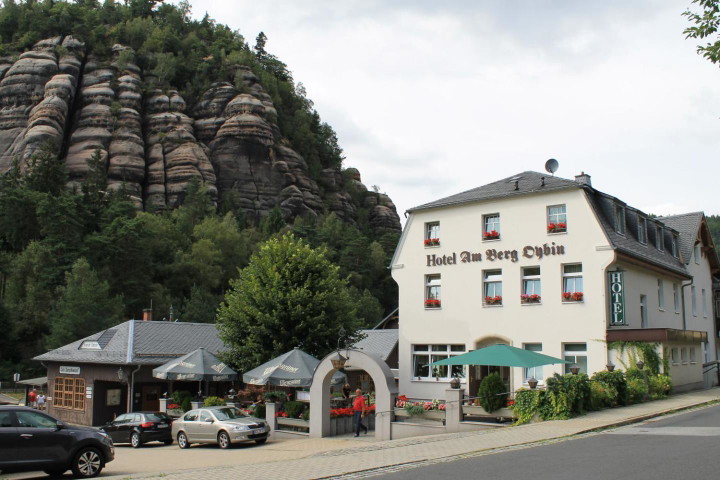 Hotel Am Berg Oybin Garni - Sajonia