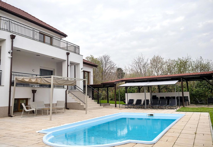 Private Villa With 5bd, Pool & Stunning Sea Views By Flat Mаnаger - Varna