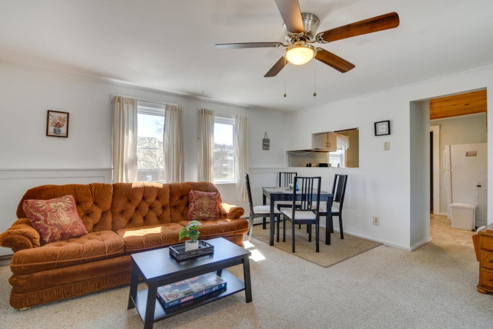 Oakland Apt On Messalonskee Lake W/ Dock Access! - Waterville, ME