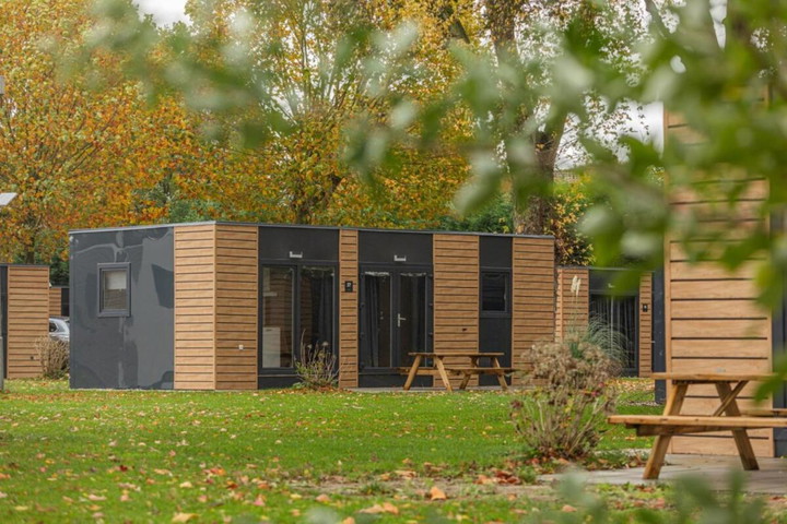 Cube 95 I 4 Persoons Chalet In Zennewijnen - Tiel
