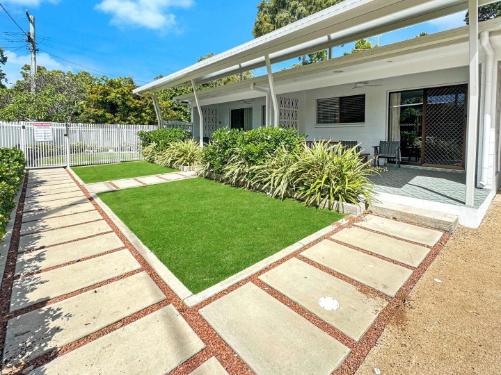 Alma Bay Holiday Unit 2 - Townsville