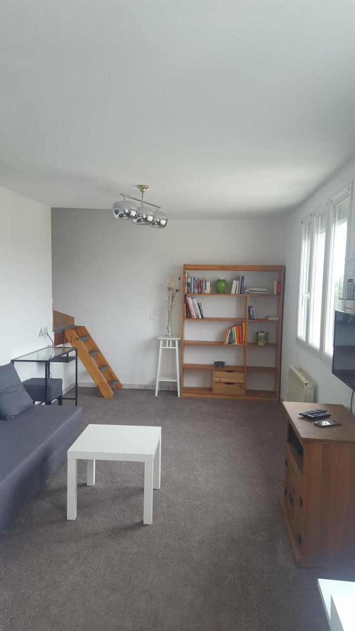 Duplex à 5 Min Aéroport Orly - 15 Min Paris - Massy
