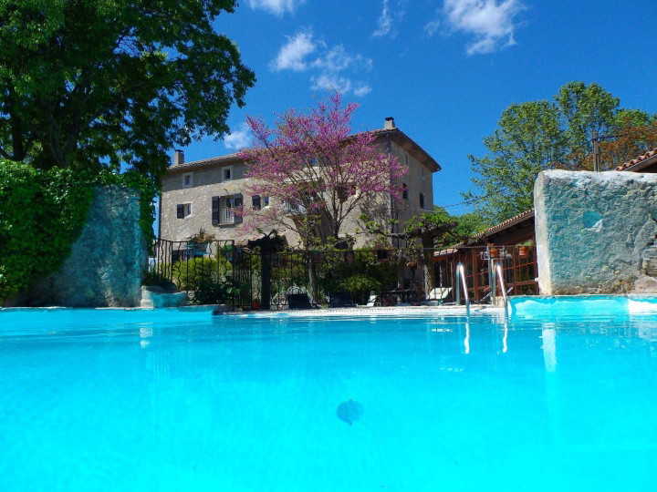 Logis Des Magnans - Deux Chambres Familiales Communicantes Pour 4 Ou 5 Personnes - Gard