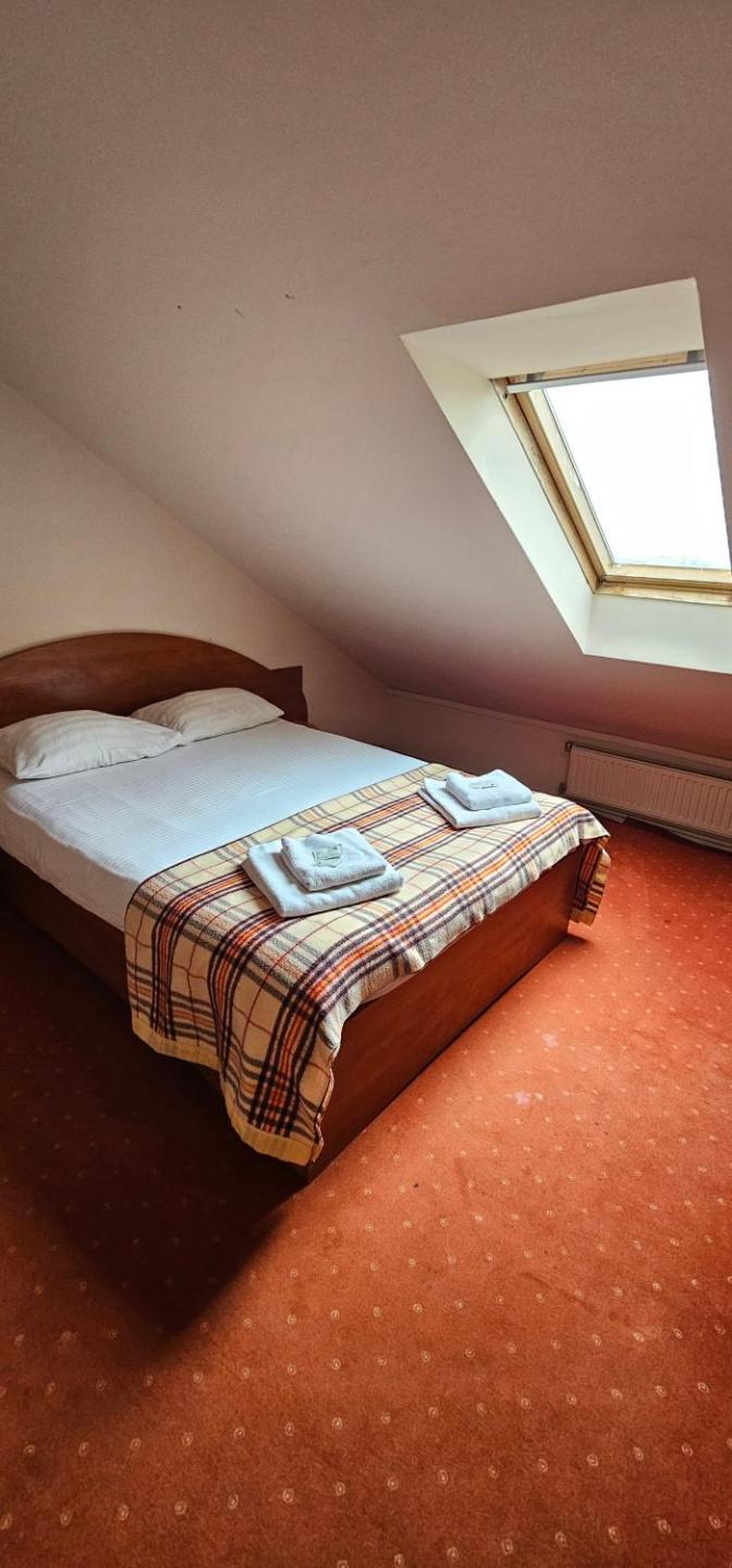 Hotel Olimp - 2 Stele - Județul Sălaj