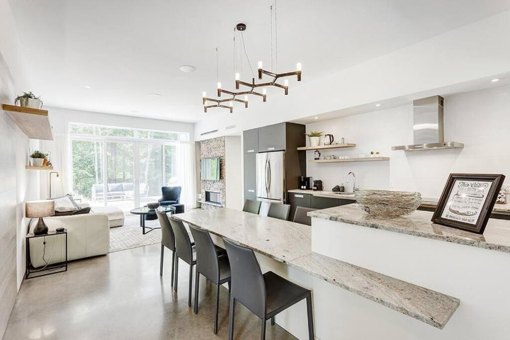 Tremblant Oasis: Luxury, Nature, Hot Tub, Views! - Mont-Tremblant