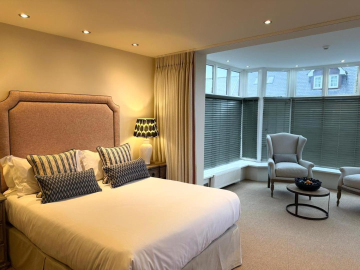 The Sunningdale - Seahouses