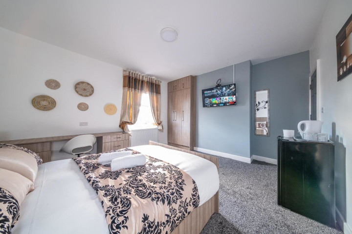*Rc12s* For Your Most Relaxed & Cosy Stay + Free Parking + Free Fast Wifi * - Leeds