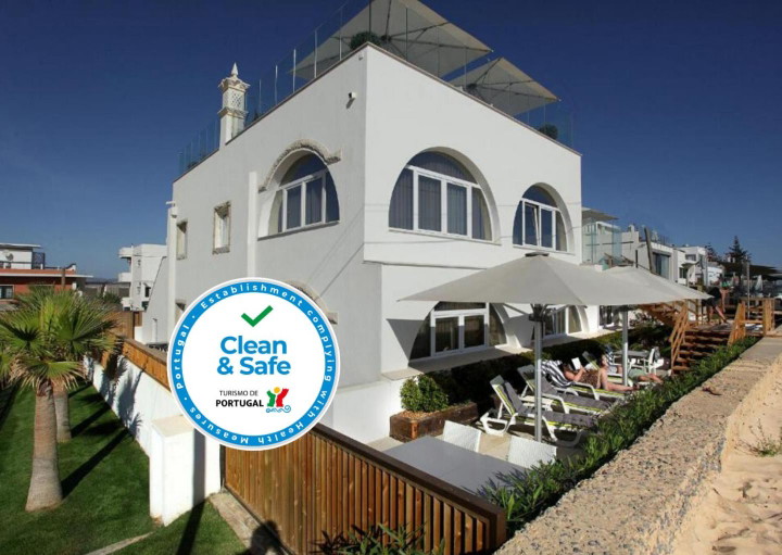 Golden Beach Guest House & Rooftop Bar - Faro