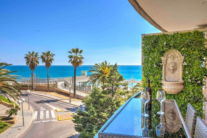 Piso Centrico En La Playa Junto La Rambla - Tarragona
