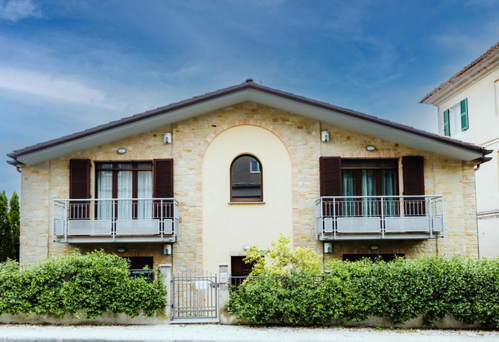 Residence Rose Di Fratta - Jesi