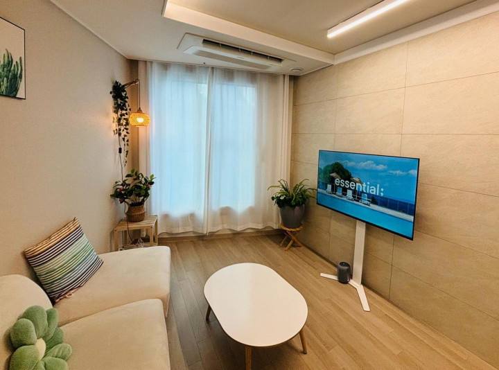 Jin Stay - Busan