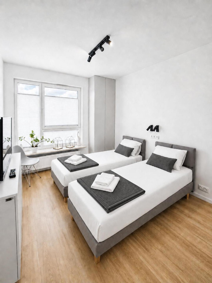 Apartament 4 Bed 2 Room Warsaw - Warszawa