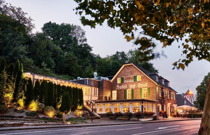 Hotel Restaurant Zur Post - Bergisch Gladbach