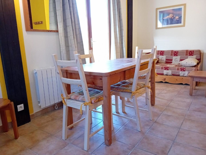 Apartment For 6 People In Val Cenis - Lanslebourg-Mont-Cenis
