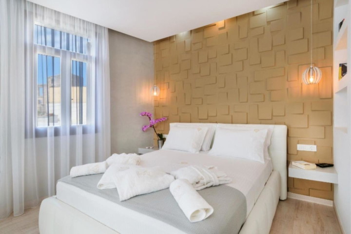Diamond Luxury Suites - Crete