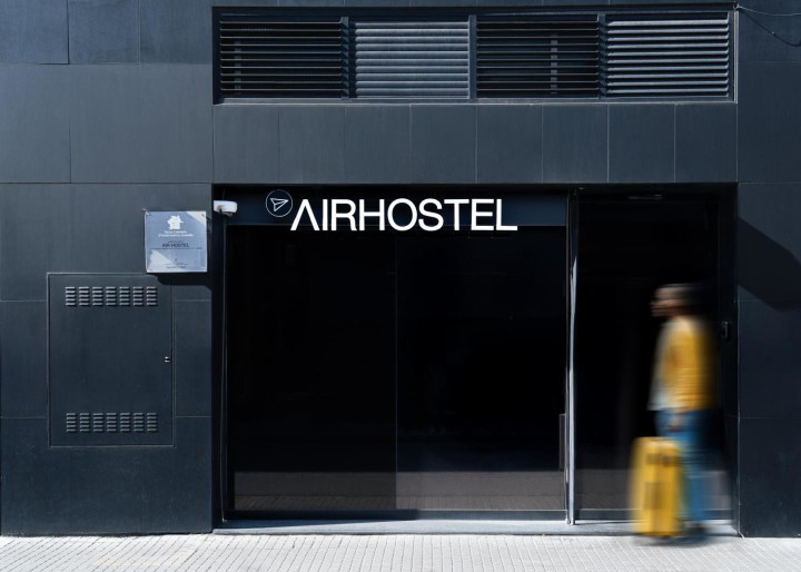 Airhostel Barcelona Airport 24h - El Prat de Llobregat