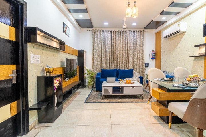 Homlee-luxury Inn 3bhk - New Delhi