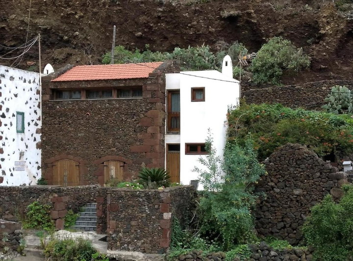 Casa De Los Arcos - El Hierro