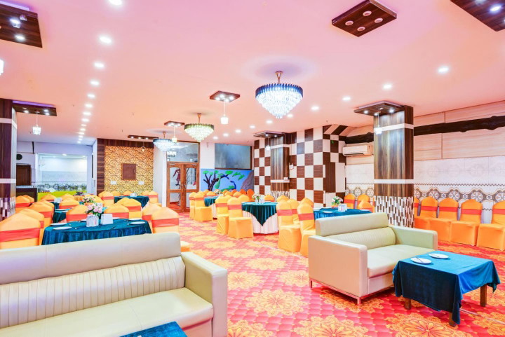 Hotel Gracious - Civil Line - Gurugram