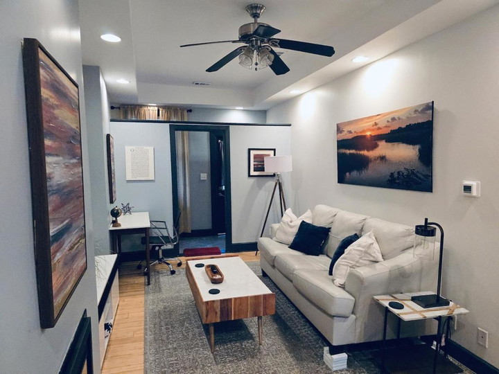 Awesome Downtown Condo With Pool! - Pooler, GA