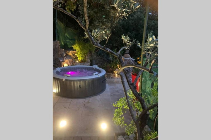 Les Clapiers Appartement Avec Jacuzzi Et Rivière. - Anduze