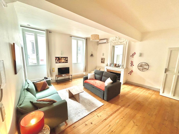 Apt 1 Ch En Centre Ville D'auch, Spacieux, Facile De Se Garer, 1er éT, Louis - Occitanie