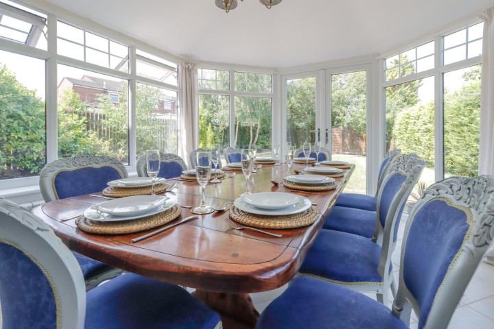 Stylish Cheshire House - Northwich